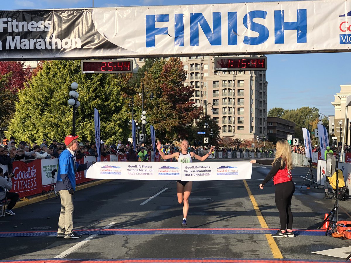 SARAH RETAINS VICTORIA BC TITLE WITH PB RUN – Lothian Running Club